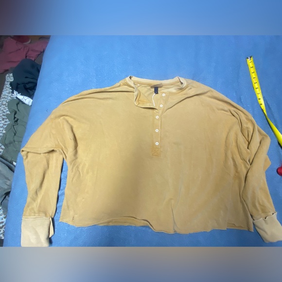 Universal Thread | Tops | Universal Thread Top | Poshmark